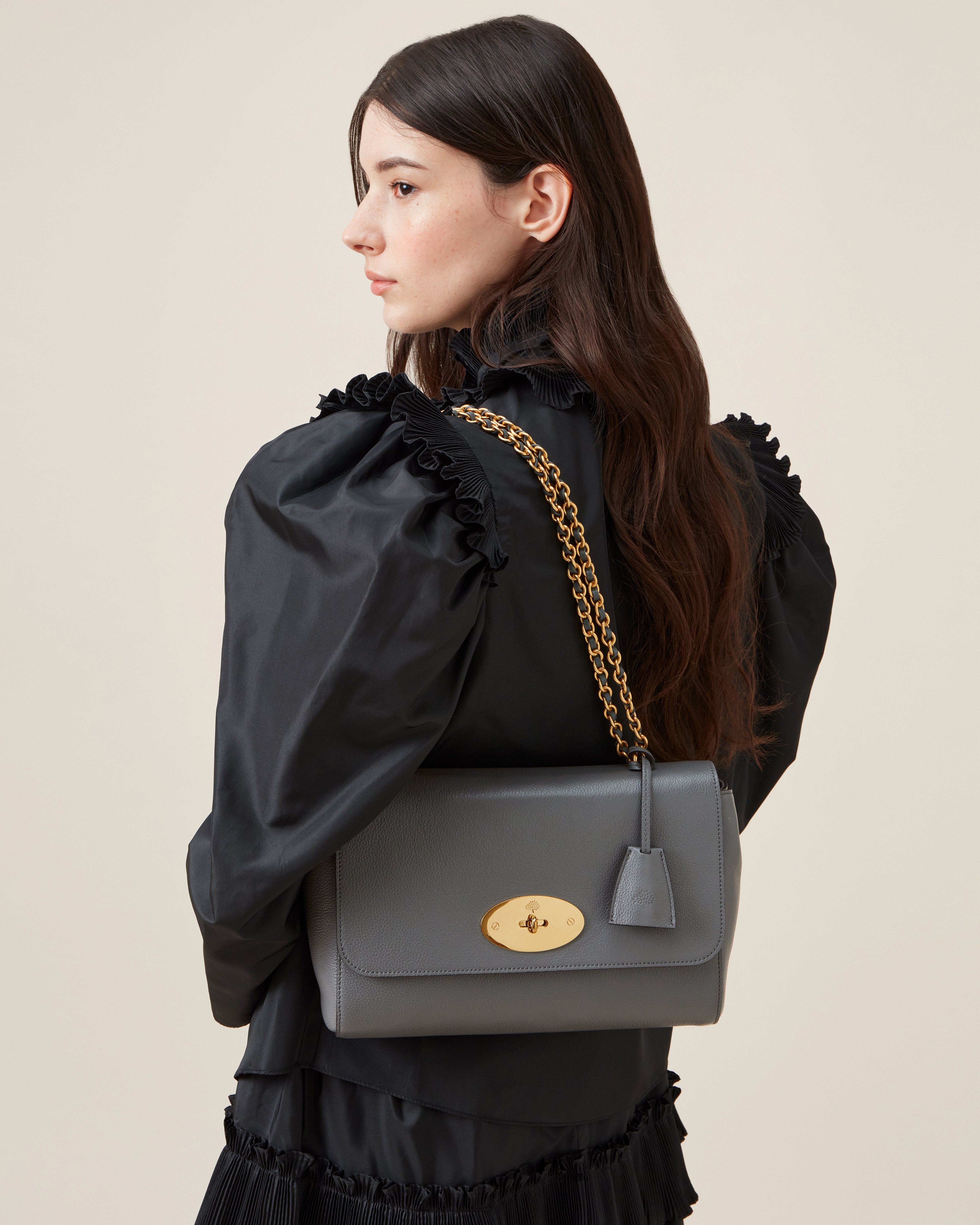 Medium Lily | Charcoal Small Classic Grain | Women | Mulberry