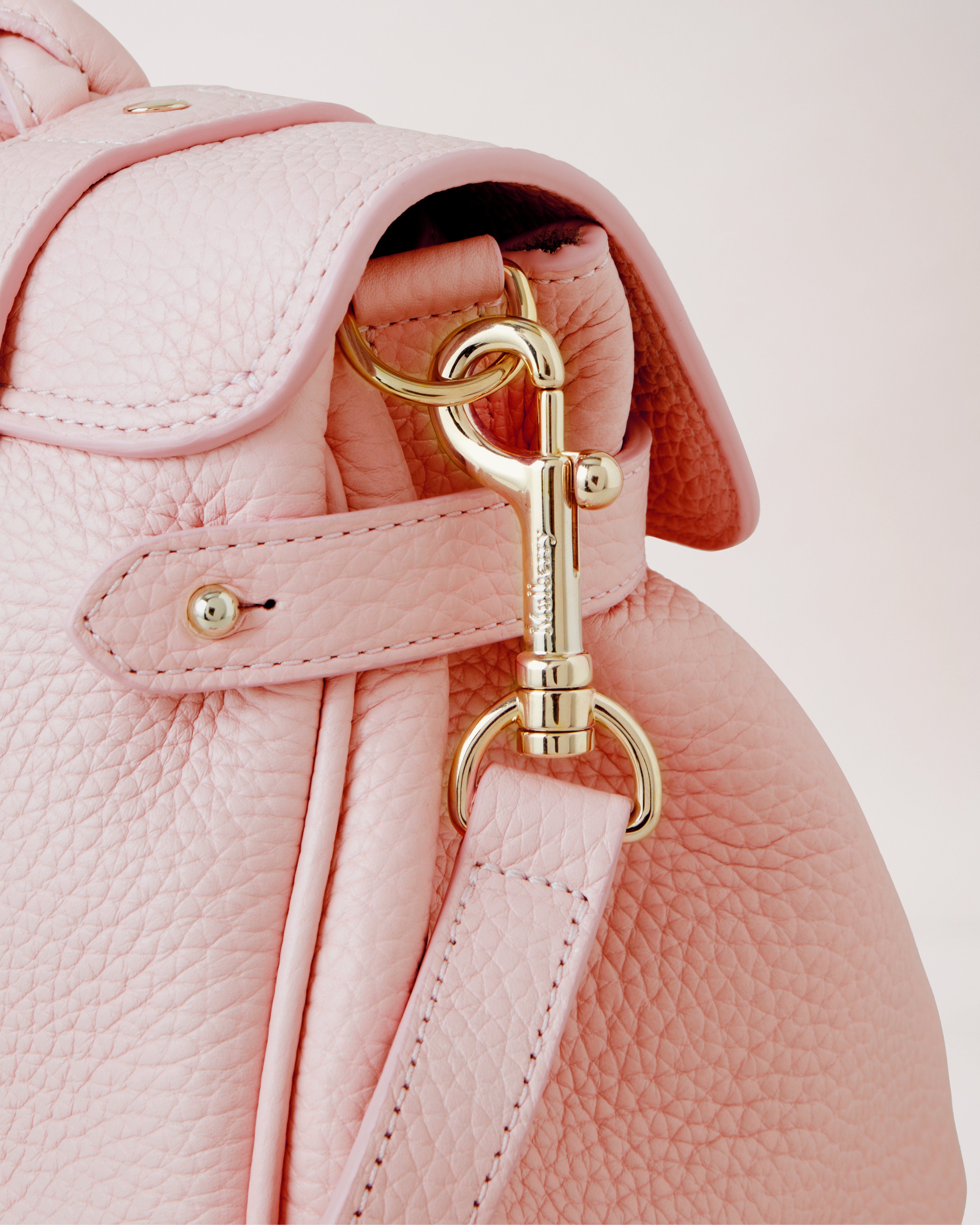 Alexa | Powder Rose Heavy Grain | Family | Mulberry