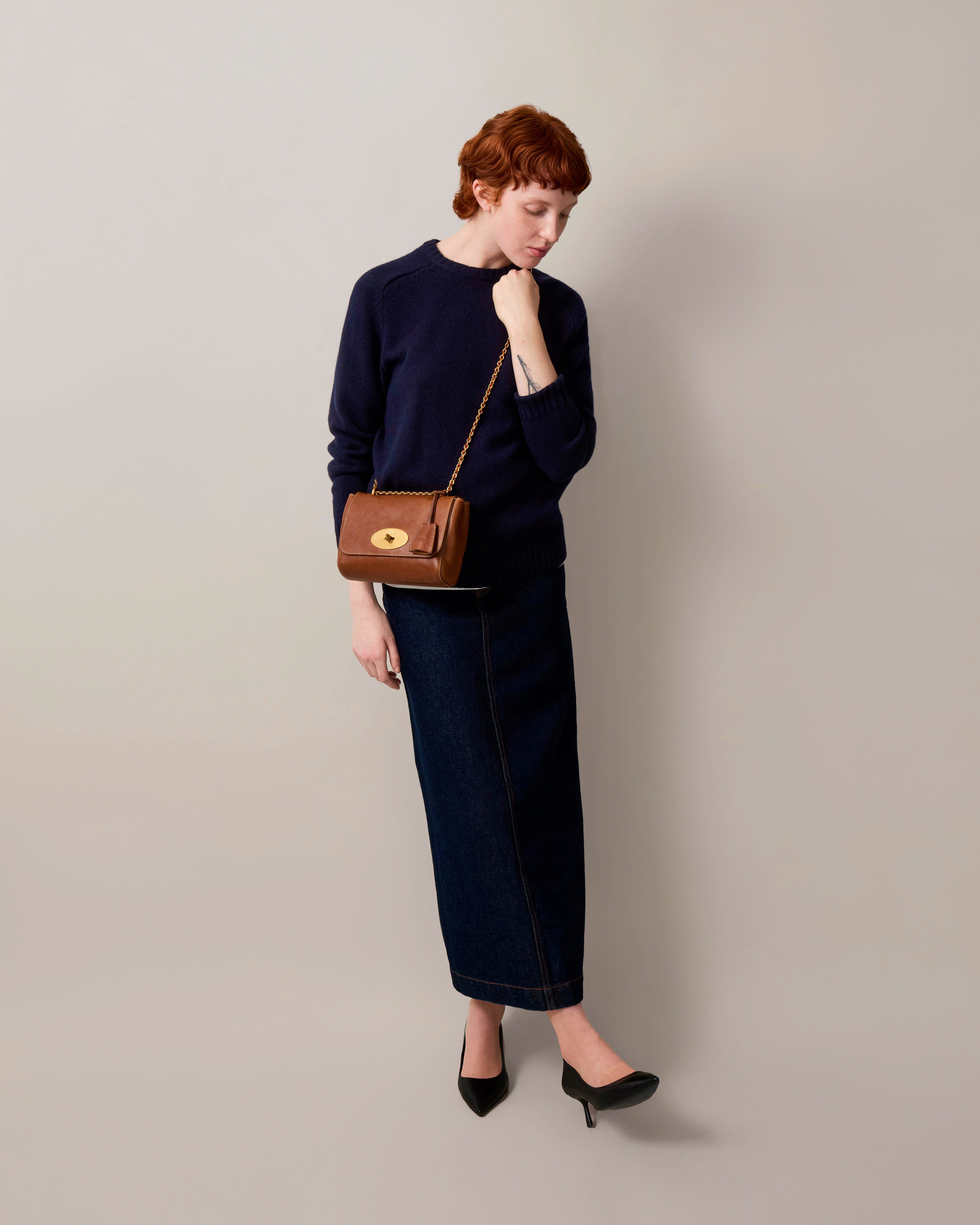 Lily | Oak NVT | Lily | Mulberry