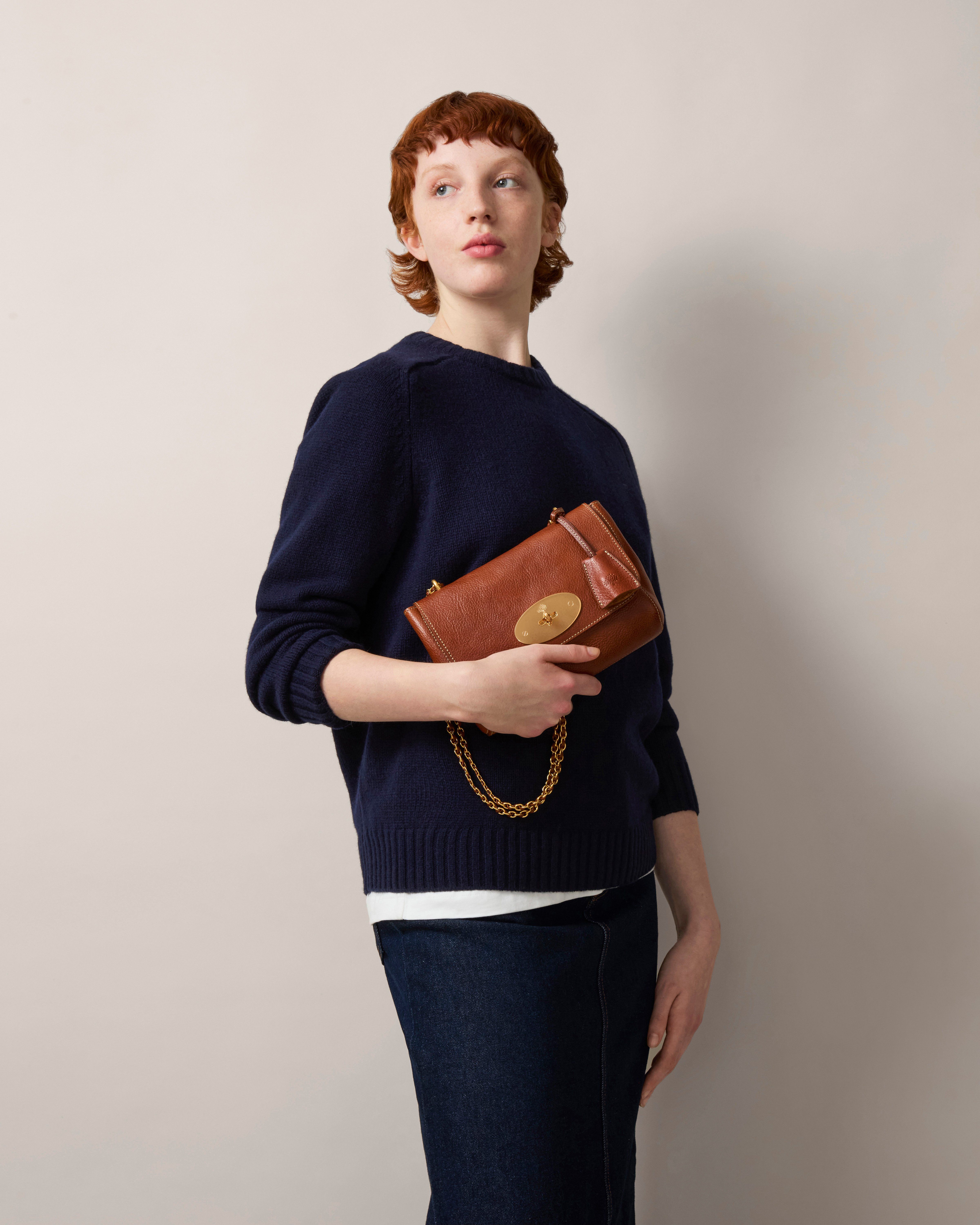 Lily | Oak NVT | Lily | Mulberry