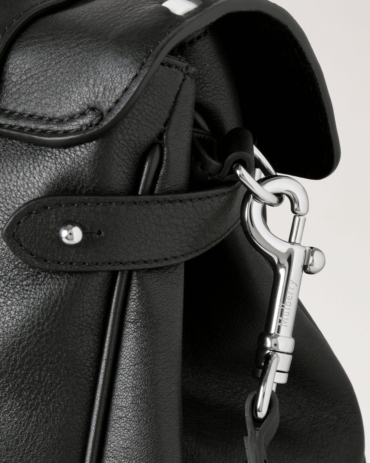 Alexa | Black & White Whip Stitch | Sustainable Icons | Mulberry