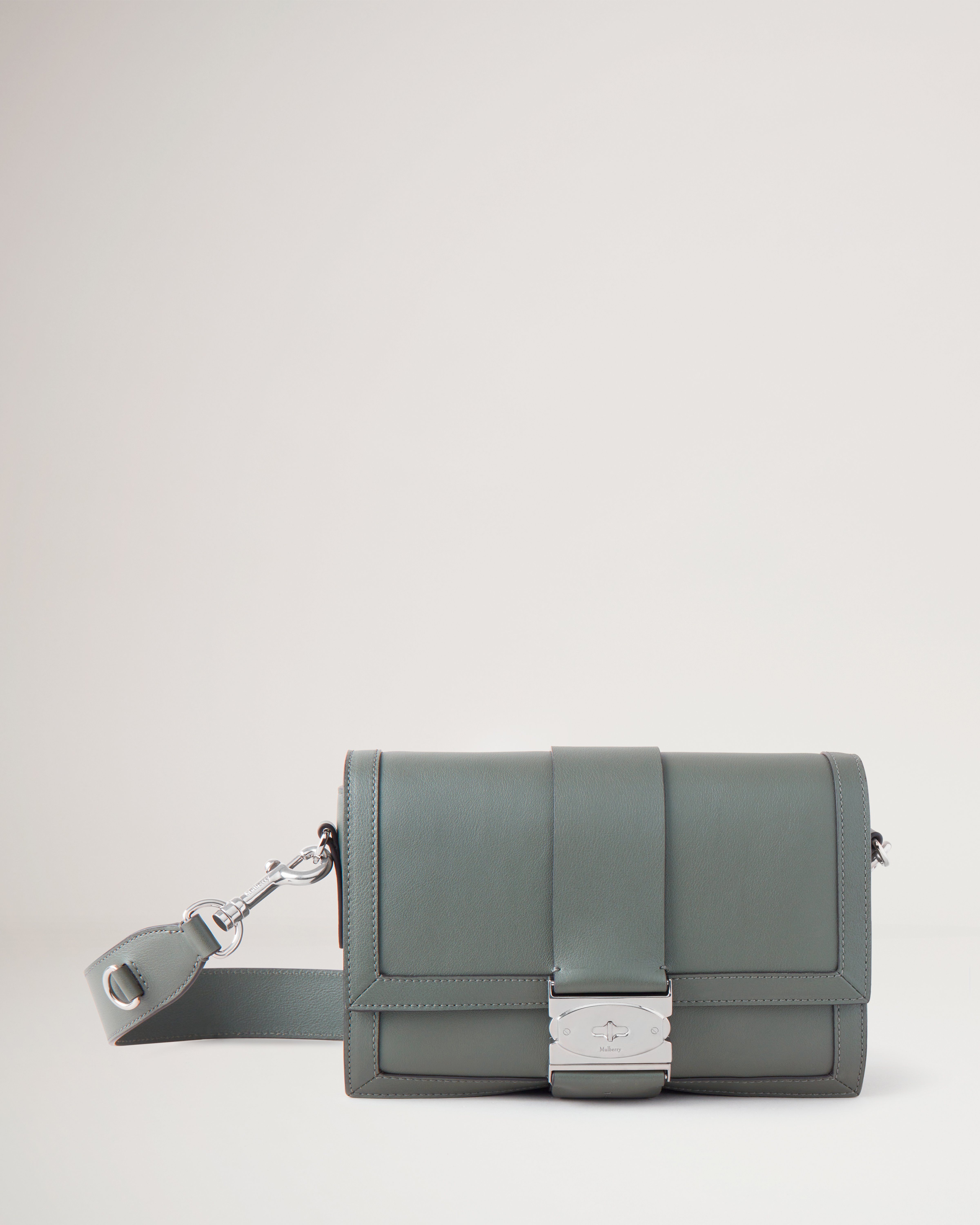 Utility Postman's Buckle Crossbody | Uniform Silky Calf | Women | Mulberry