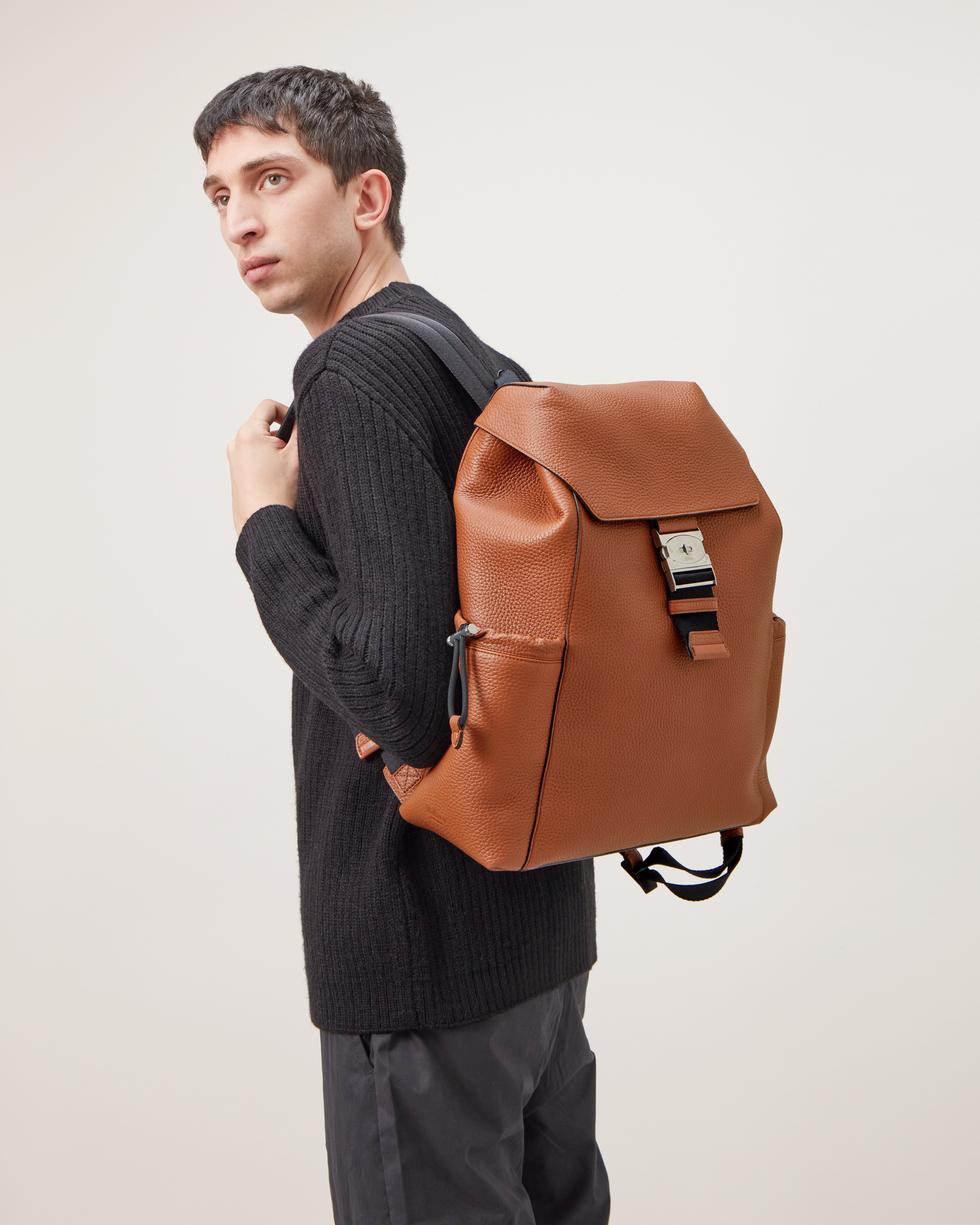 Utility Postman's Buckle Backpack | Chestnut Heavy Grain | Women | Mulberry