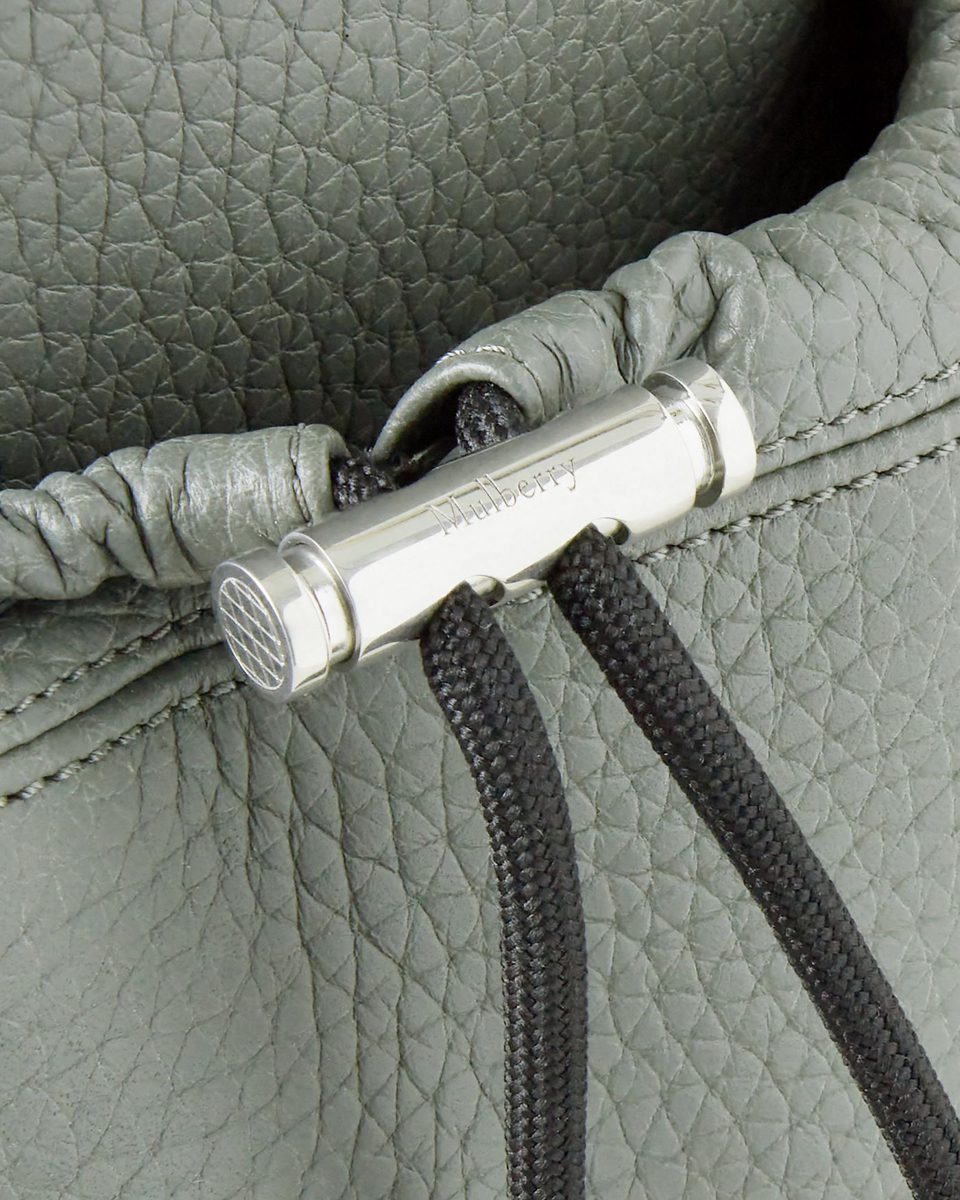 Utility Postman's Buckle Backpack | Uniform Heavy Grain | Women | Mulberry