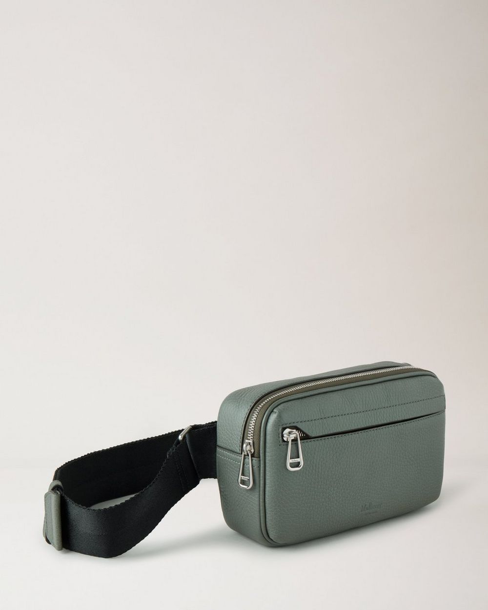 Utility Postman's Buckle Reporter | Uniform Heavy Grain | Women | Mulberry