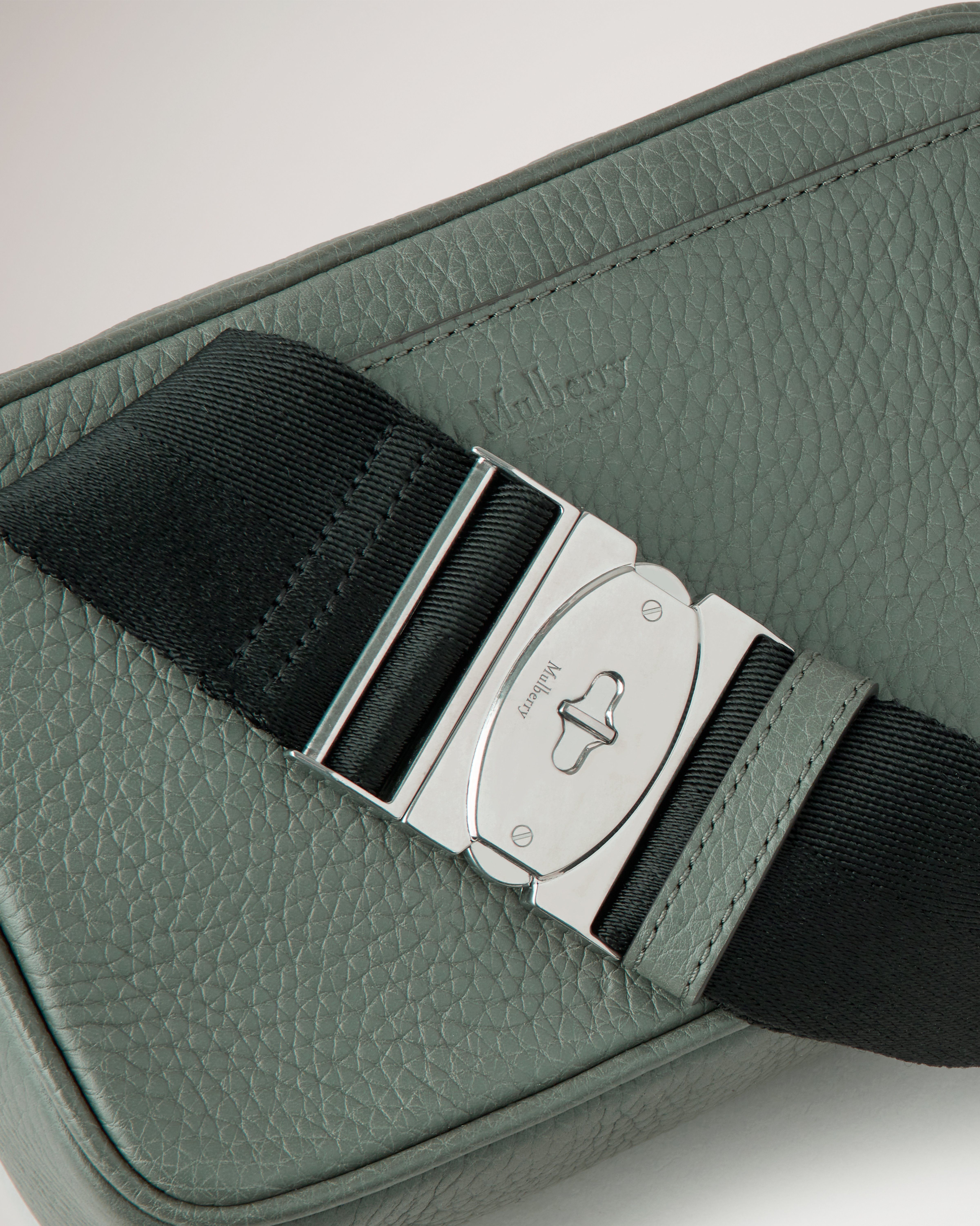 Utility Postman's Buckle Reporter | Uniform Heavy Grain | Women | Mulberry