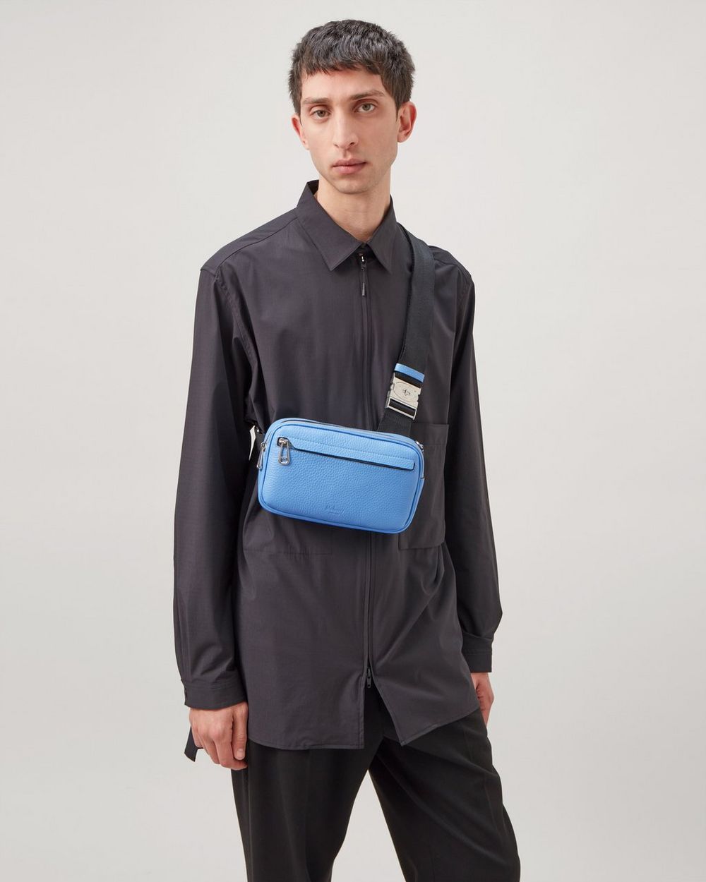 Utility Postman's Buckle Reporter | Cornflower Blue Heavy Grain | Women ...