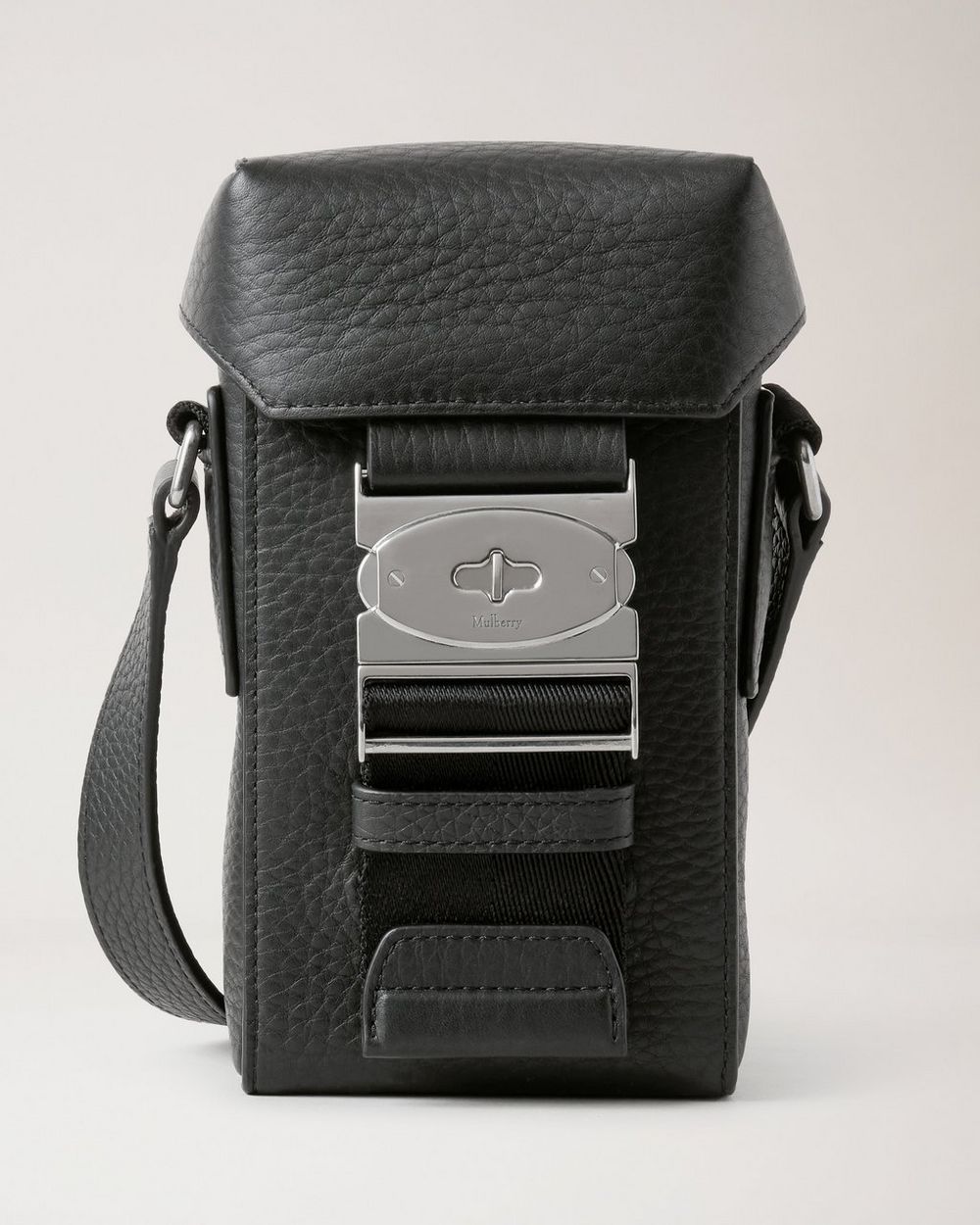Utility Postman's Buckle Phone Messenger | Black Heavy Grain | Women ...