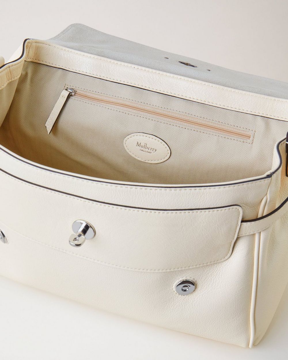 Alexa | Eggshell High Shine Leather | Sustainable Icons | Mulberry