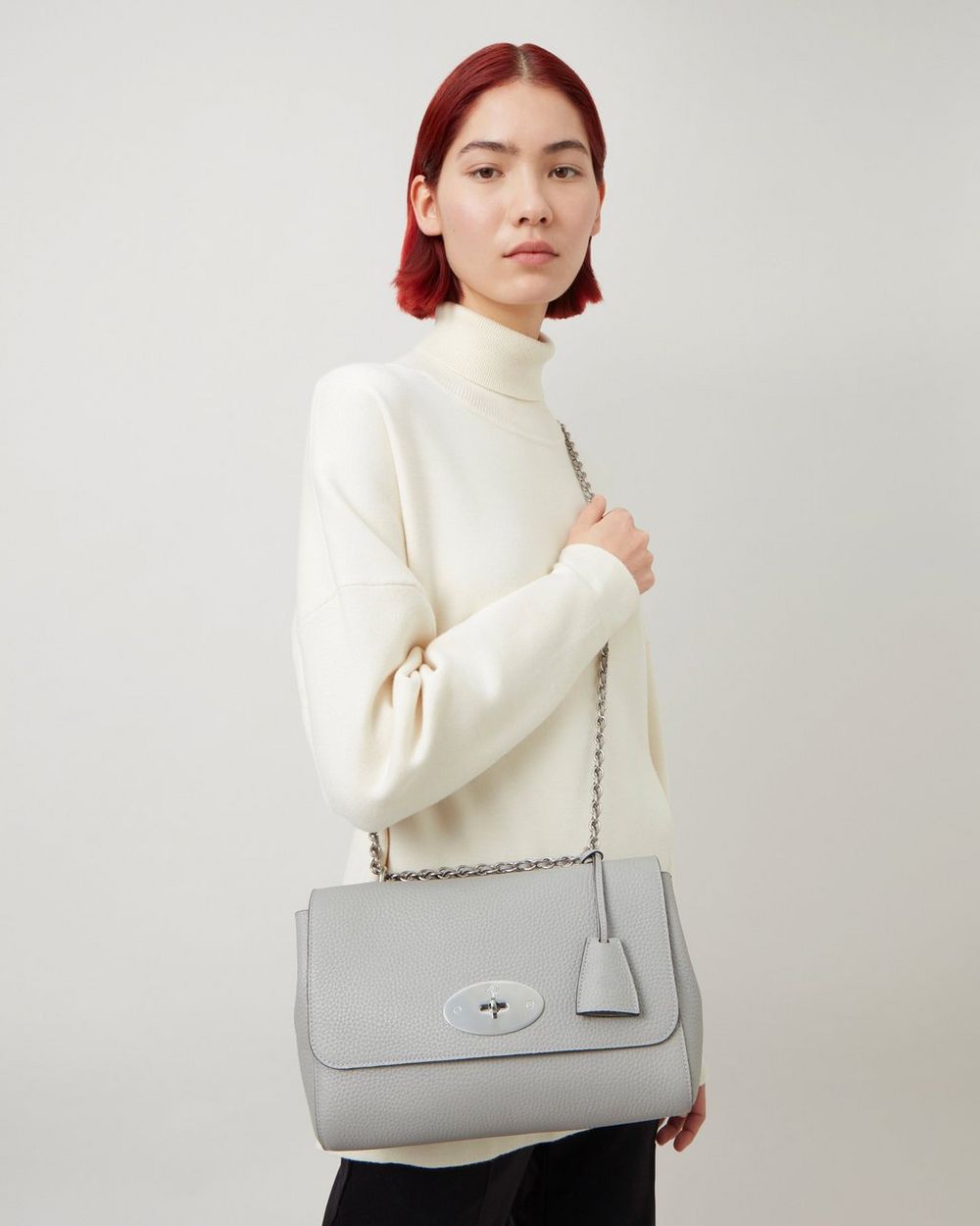Medium Lily | Pale Grey Heavy Grain | Women | Mulberry