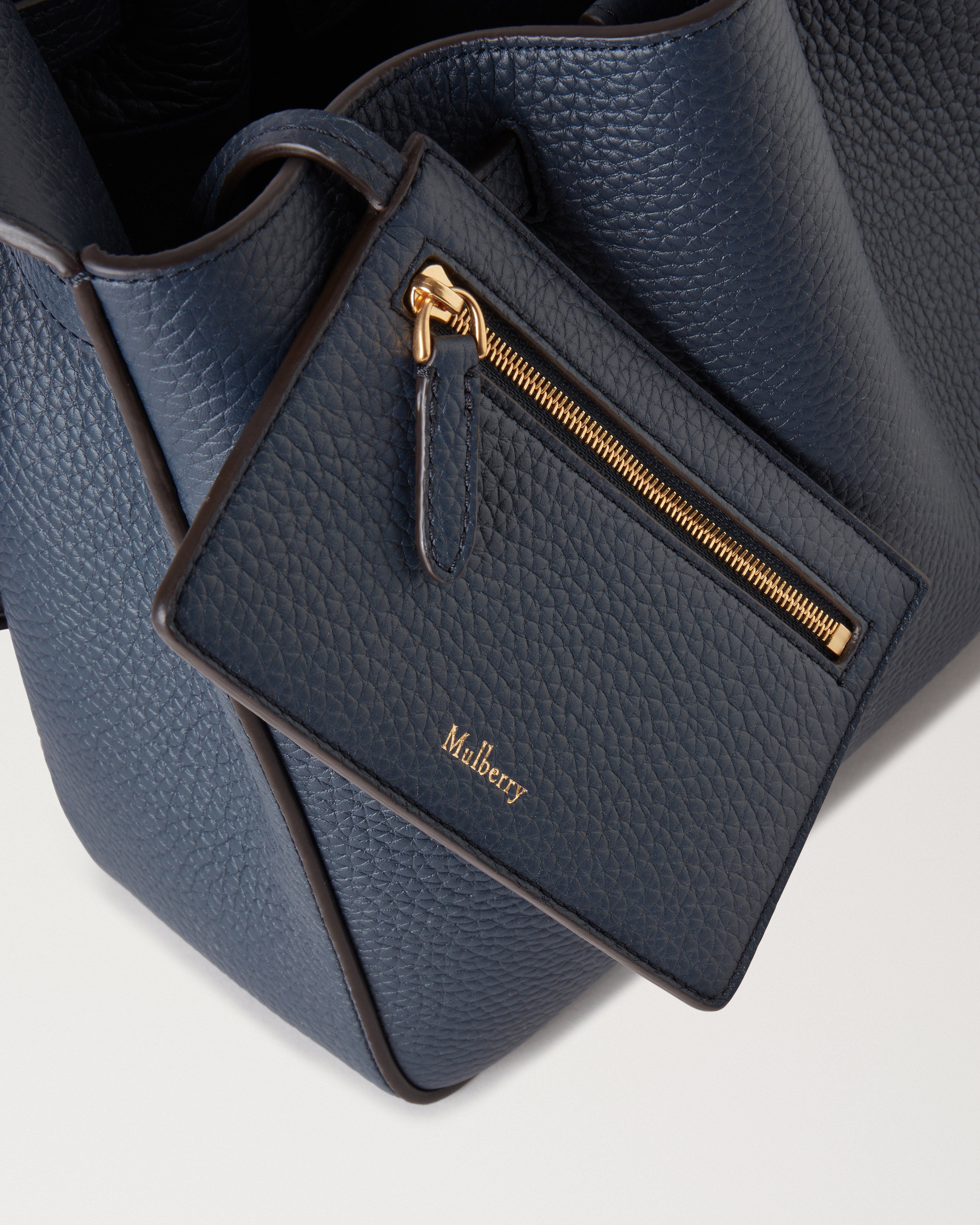 Mulberry | Small Lyra Bucket | Night Sky Heavy Grain | Women