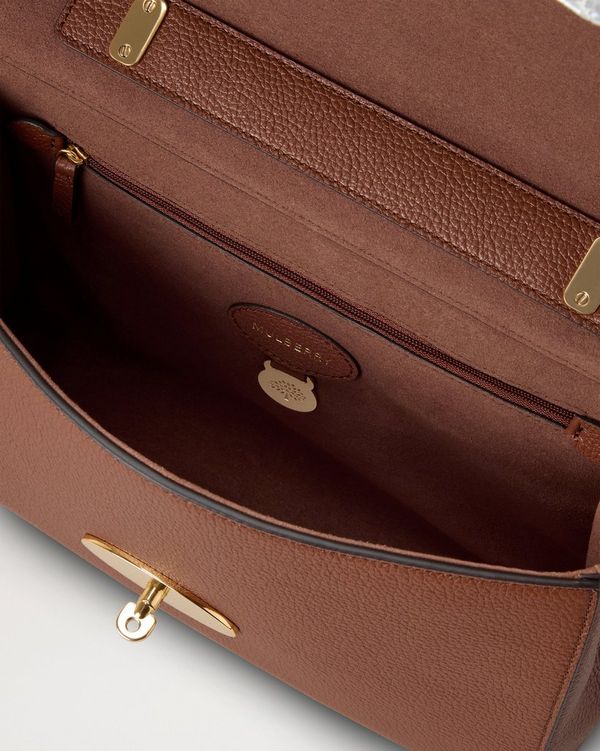 Mulberry | Medium Lily | Oak Classic Grain | Women