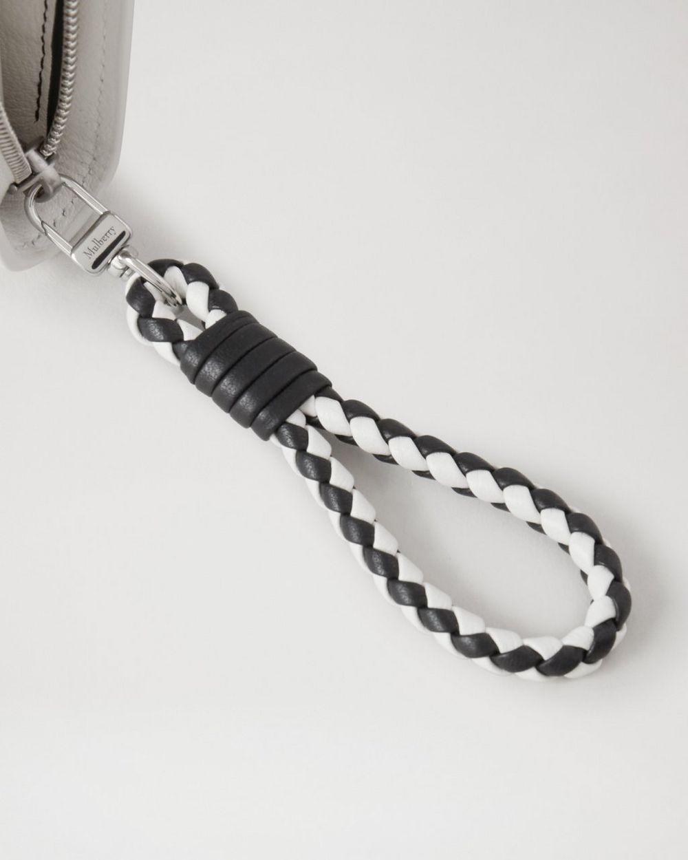 Iris Wallet on Chain | Black & White Whip Stitch | Women | Mulberry
