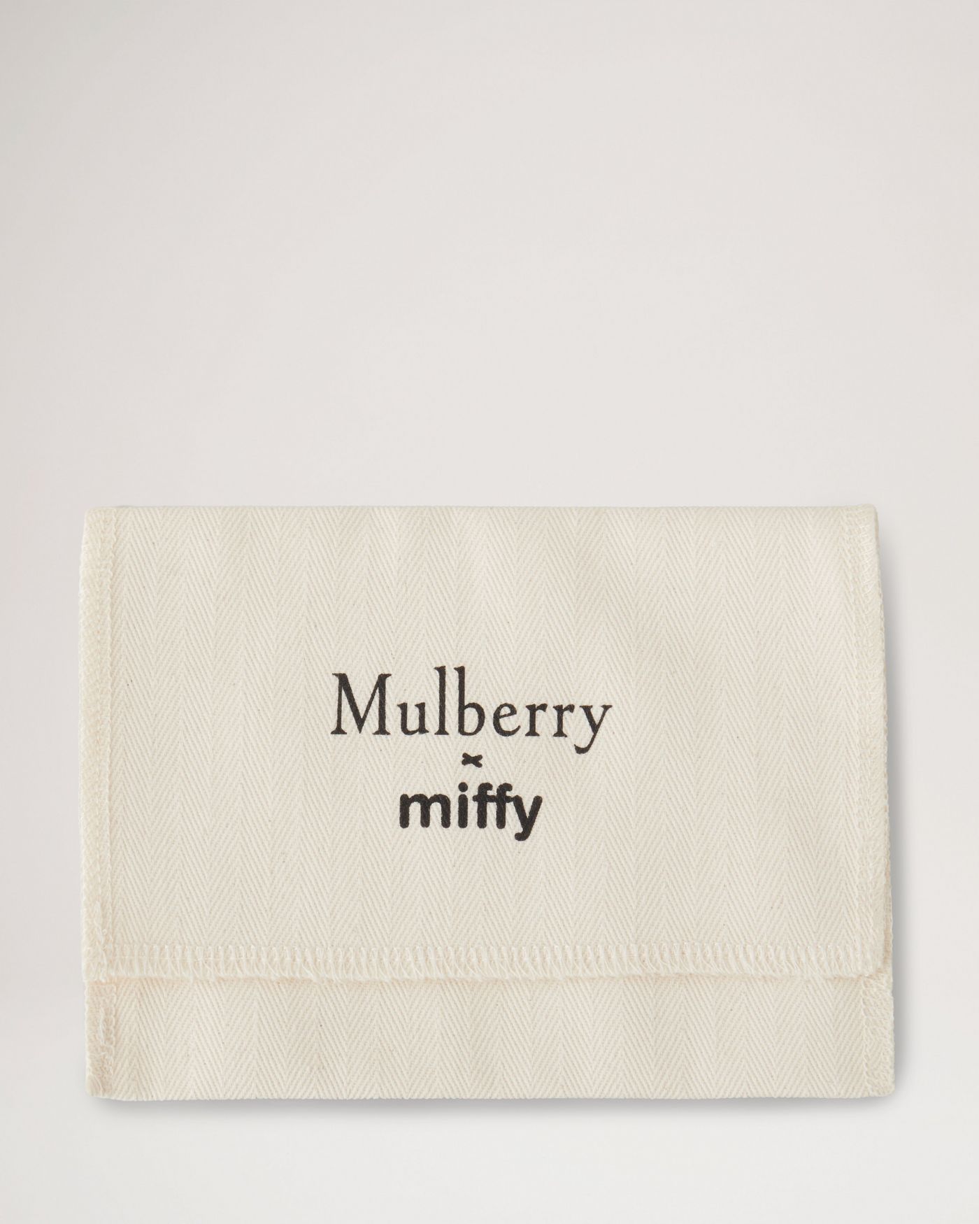 Mulberry x Miffy - Credit Card Slip with Lanyard | Lawn Green Silky ...